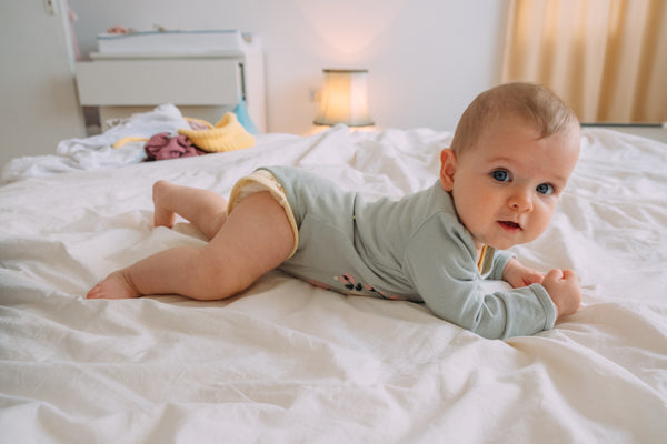 How to recognize and soothe an overtired baby | Nanit